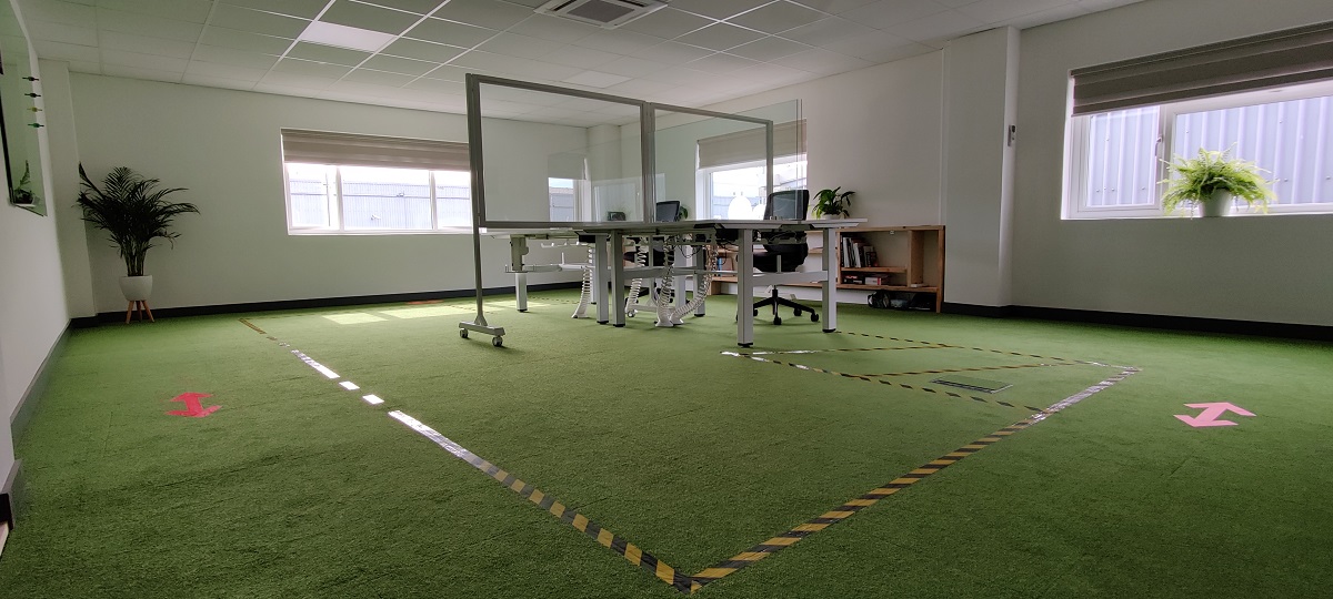 The Huddle Workspace | Safe Team Collaboration | The Glass Wipe Board ...